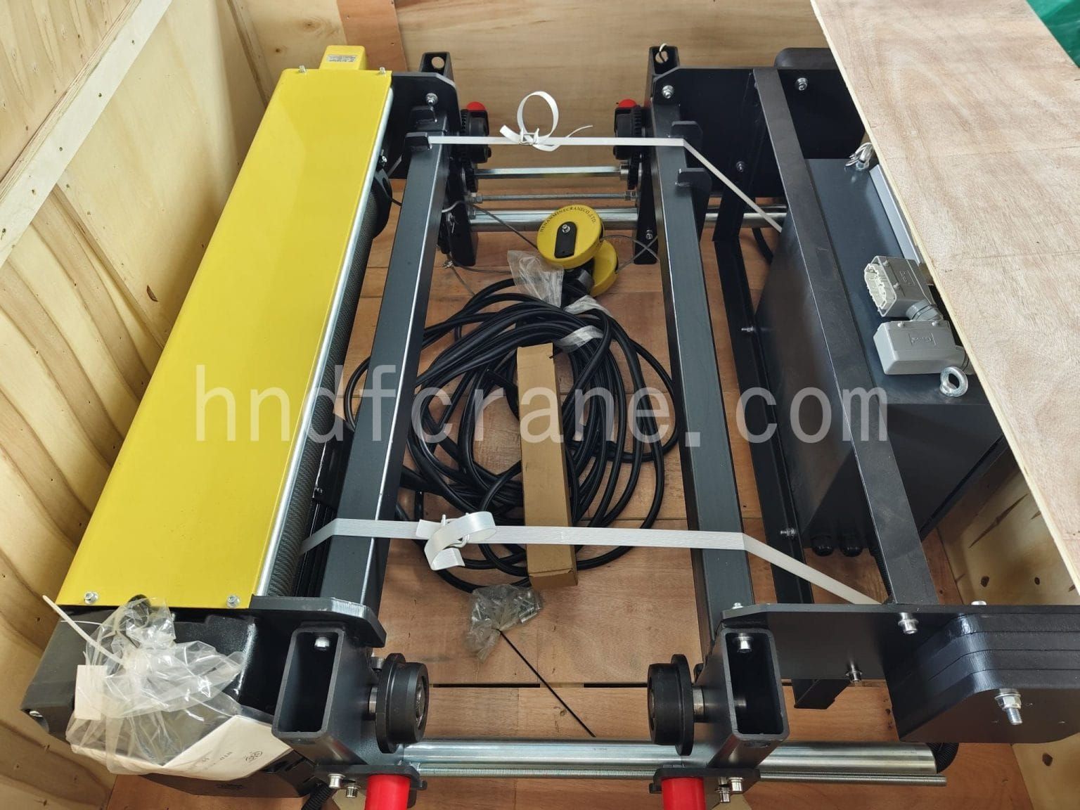 Budget Friendly 3 Ton Overhead Cranes For Light Duty Industrial Lifting ...