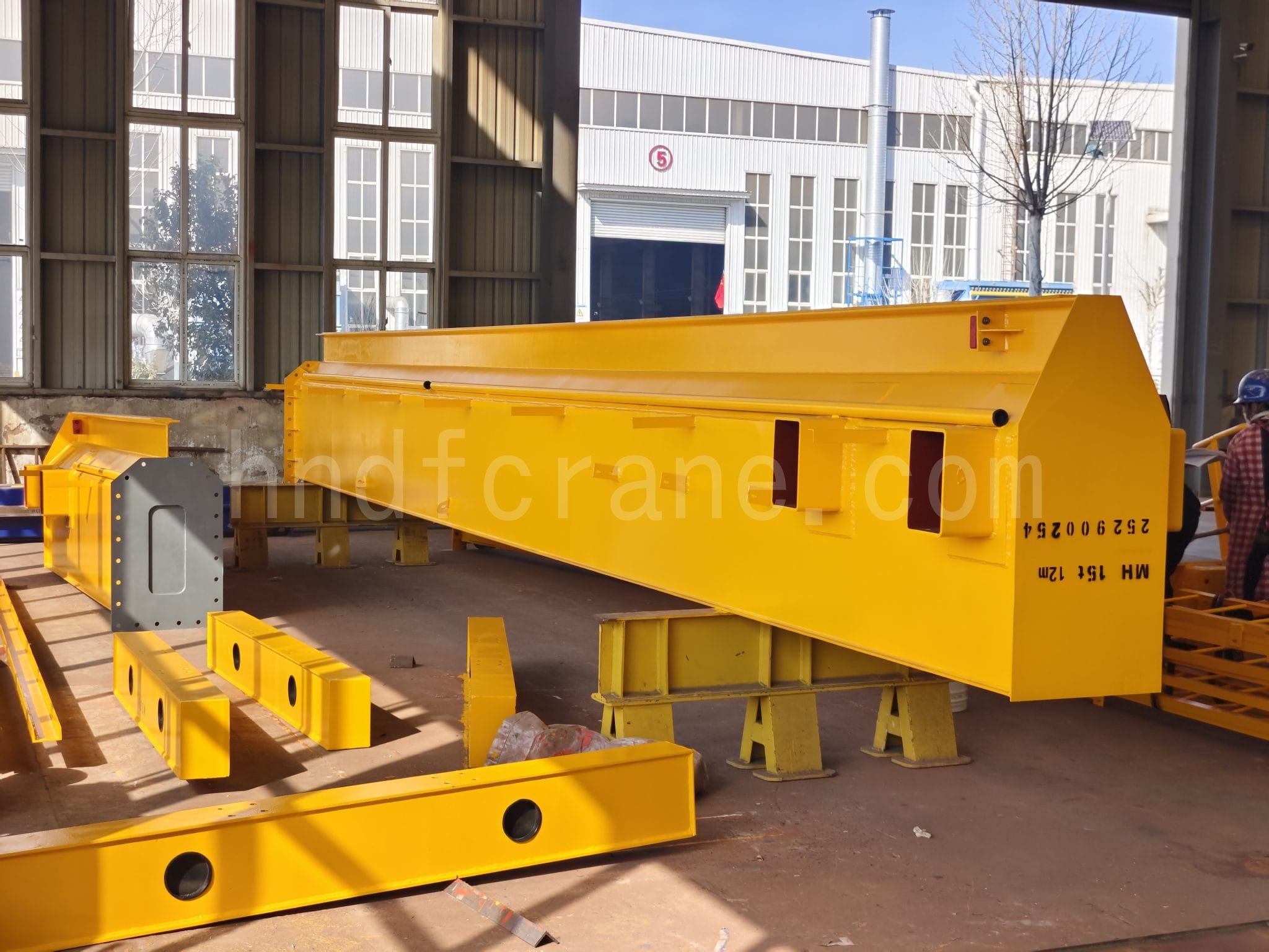 10T Overhead Crane And 15T Gantry Crane Ship To New Zealand | Dafang Crane