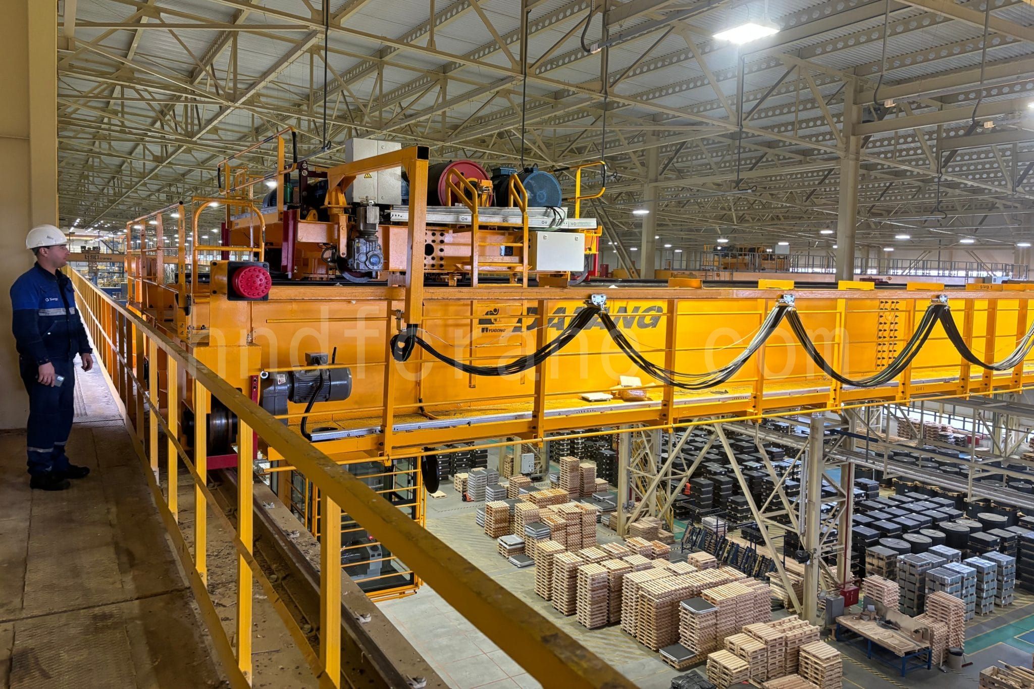 Electric Hoist Trolley Overhead Crane Vs Open Winch Trolley Overhead ...