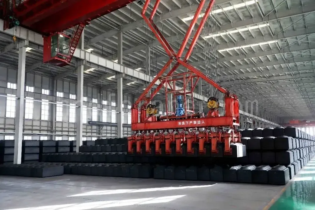 Anode Carbon Block Stacking Crane For Aluminum Smelter Anode Handling ...