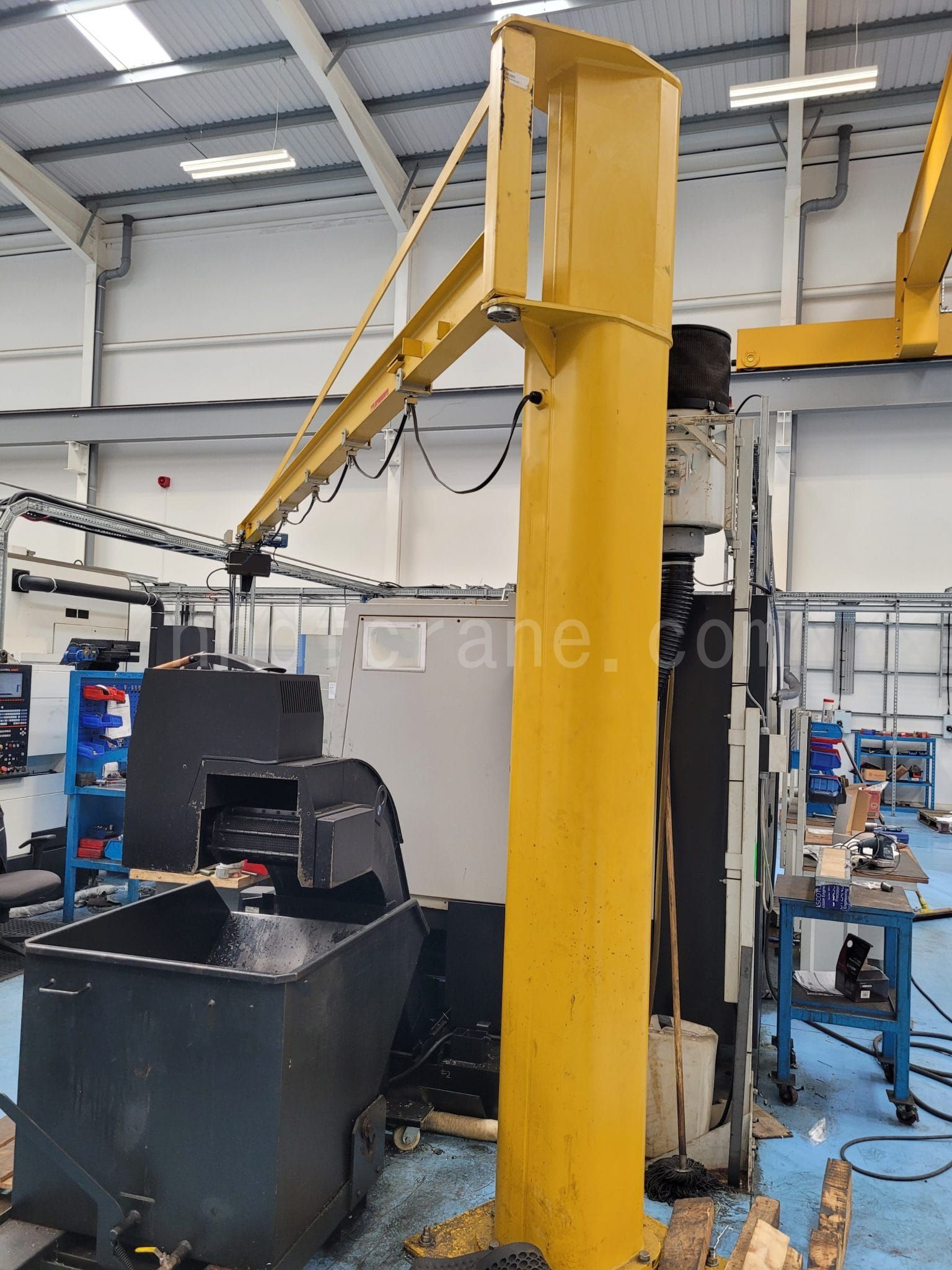 Tie Rod Free Standing Jib Cranes With I-Beam: Triangular Braced Stable ...